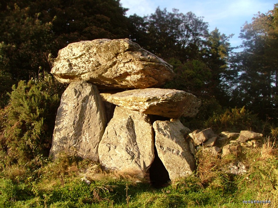 Meet the Past: Dolmens and Fairy Raths | Making memories